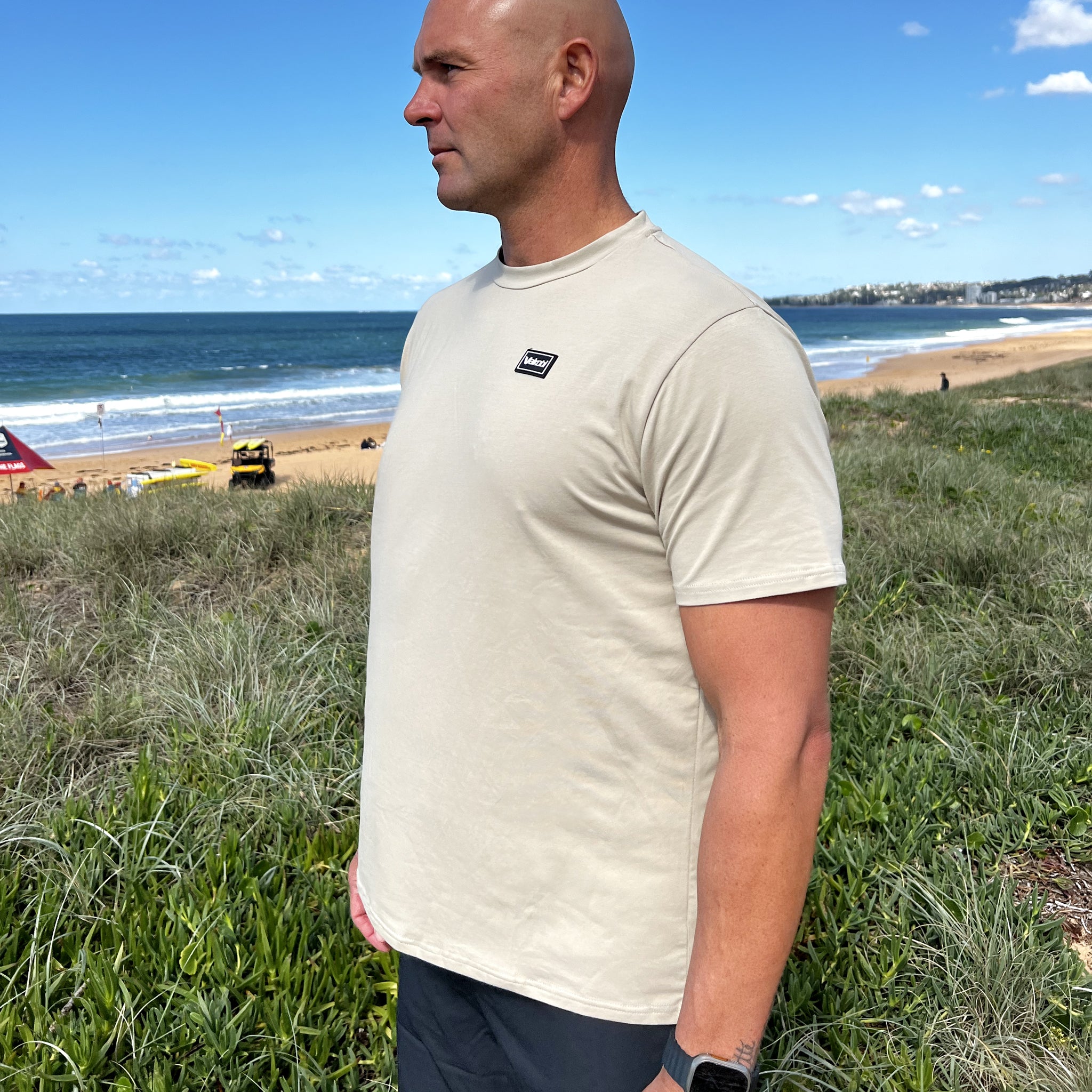 Long Reef Logo Tee - Sand – Vaikobi